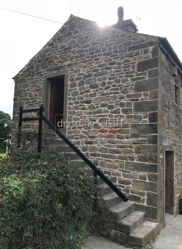 Case Study 22 Stone Building restoration using bespoke Lime Mortar and ...